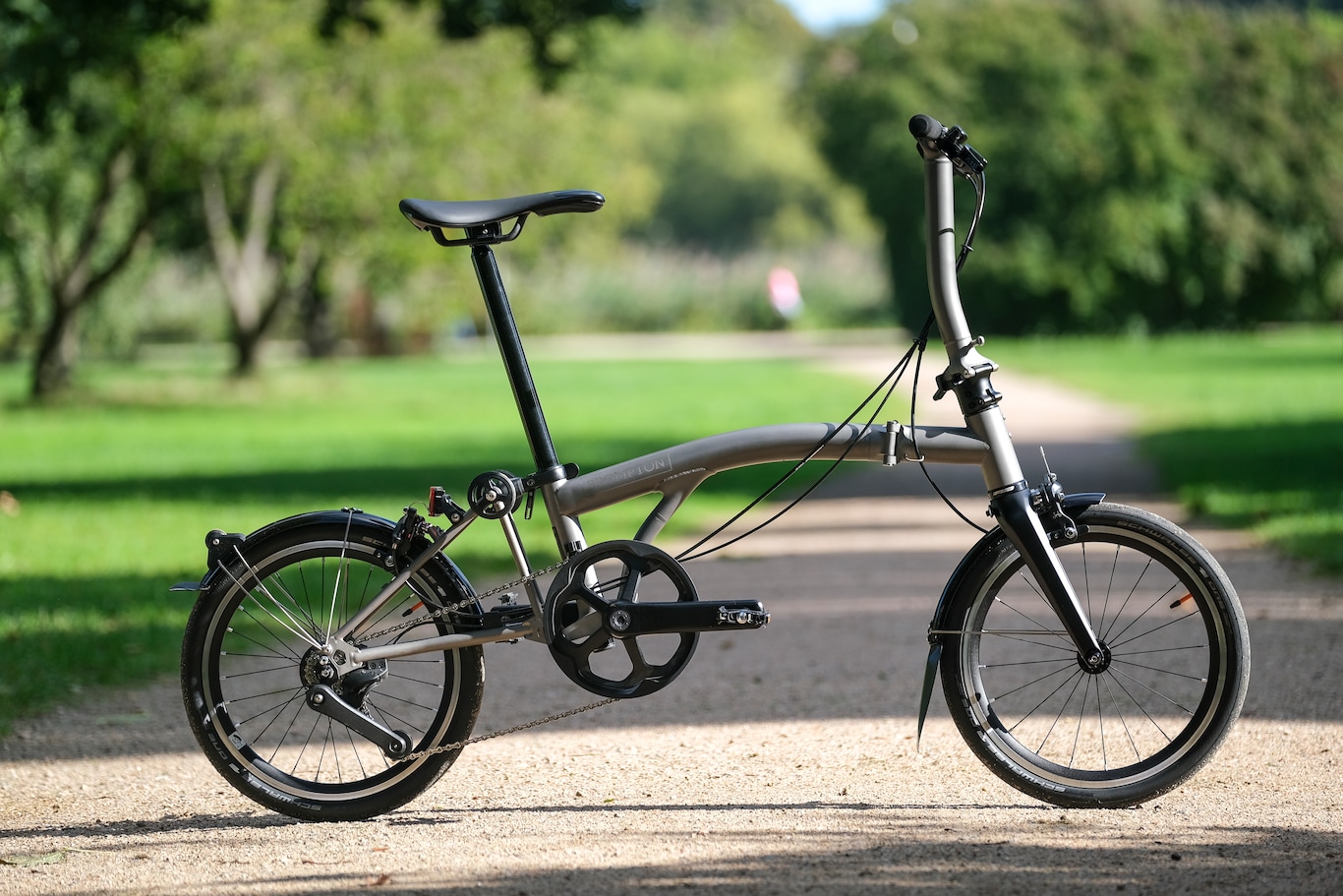Faltrad: Brompton T-Line Urban im Test - AUTO BILD