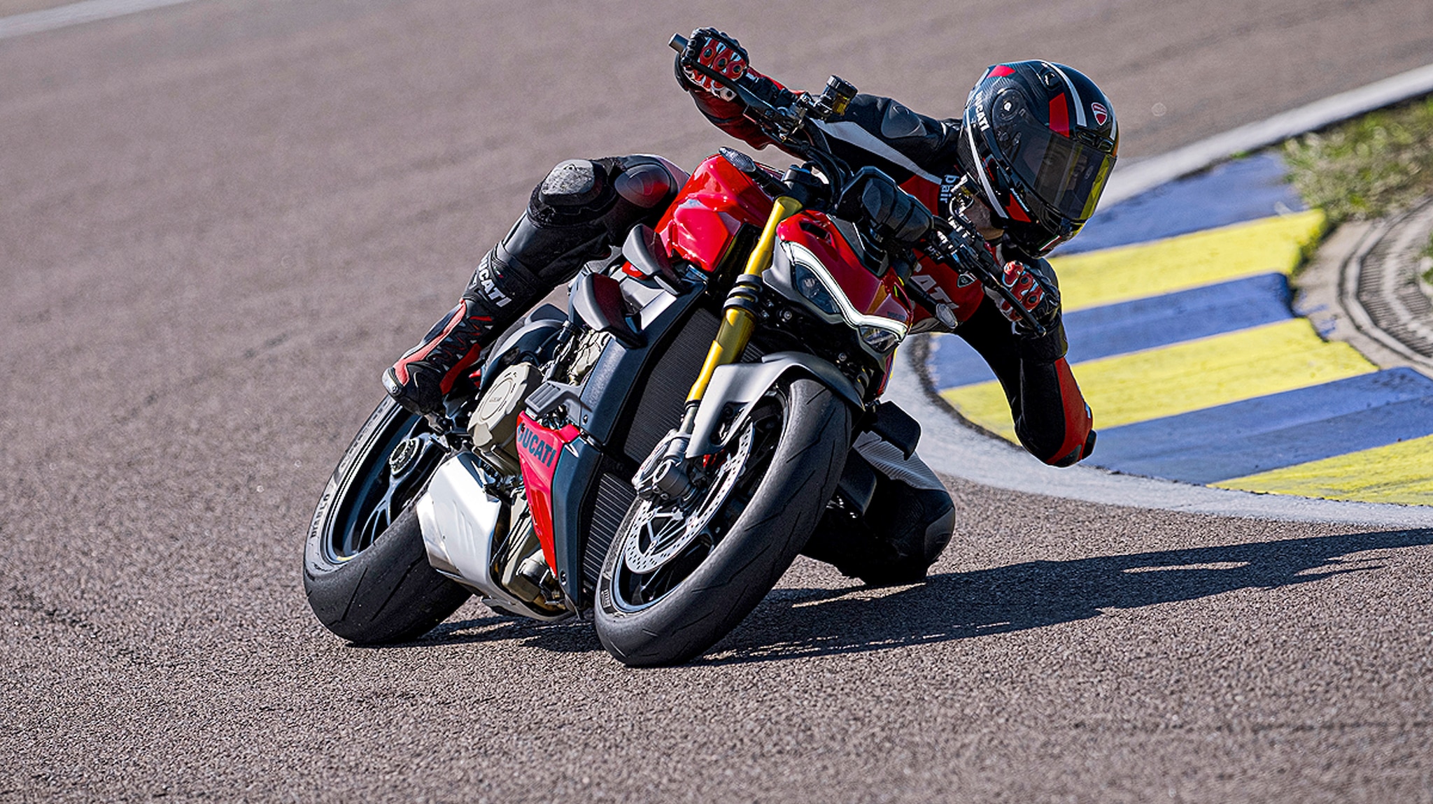 Neue Ducati für 2023: diese Italo-Bikes machen Lust auf 2023 - AUTO BILD