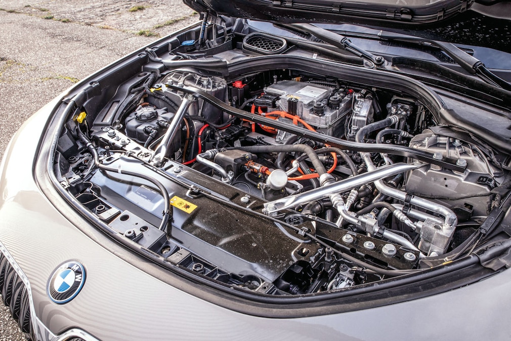 BMW i7 xDrive60: das Elektro-Flaggschiff im ersten Test - AUTO BILD