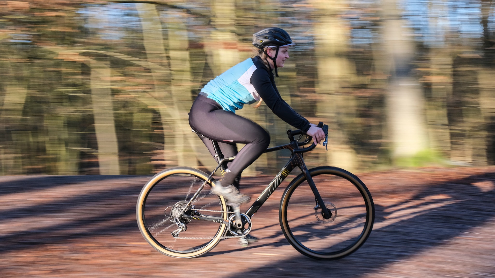 Gravelbike mit Vorbau-Dämpfung: Specialized Diverge Comp E5 im Test ...
