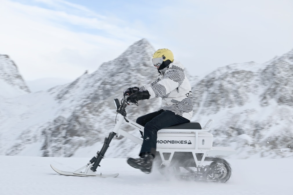 Elektrisches Ski-Doo: Fahrbericht Moonbike - AUTO BILD