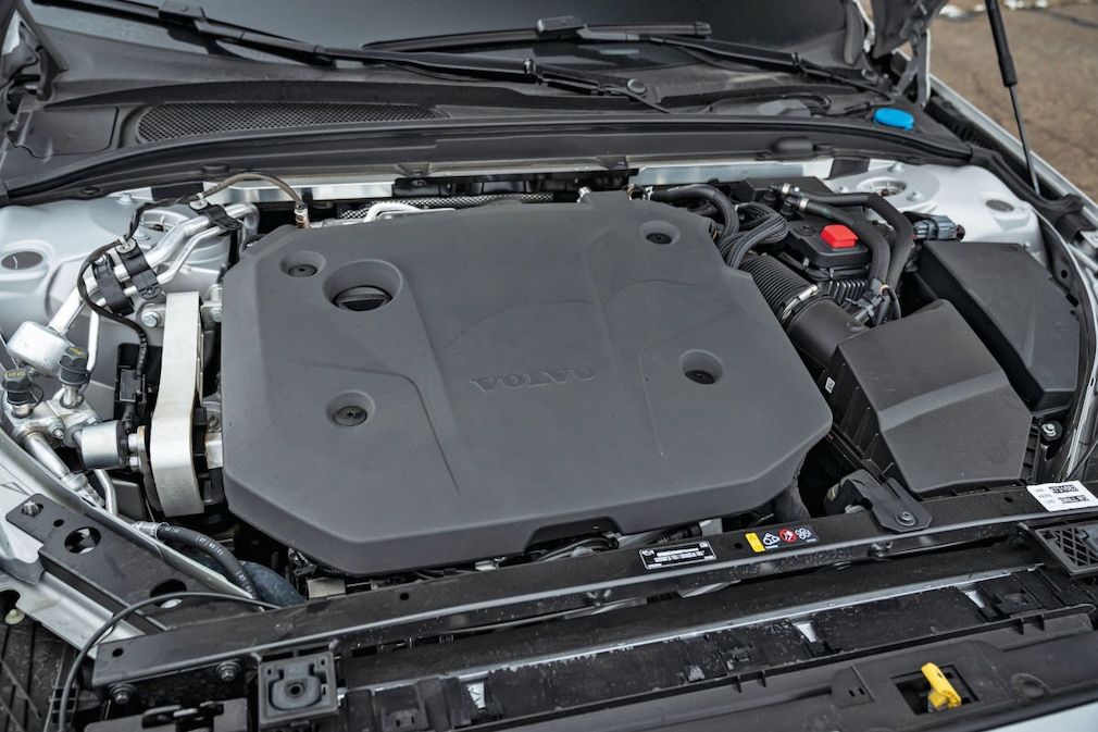 Audi A4 Avant, BMW 3er Touring, Volvo V60: Edel-Kombis im Test - AUTO BILD