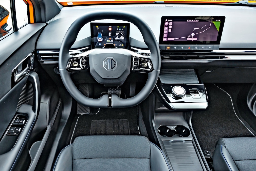 MG4 Electric vs. VW ID.3: Welches Elektroauto überzeugt mehr? - AUTO BILD