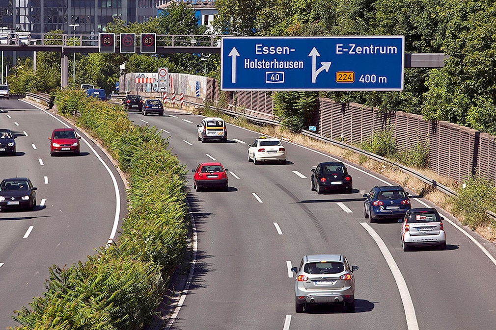 Autobahn: das Mysterium Beschleunigungsstreifen - AUTO BILD