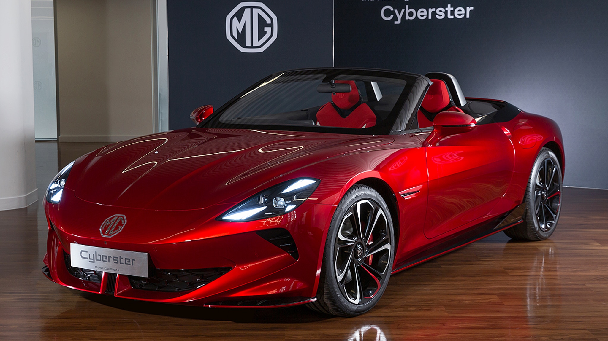 MG Cyberster: So überholt der neue E-Roadster die Konkurrenz - AUTO BILD