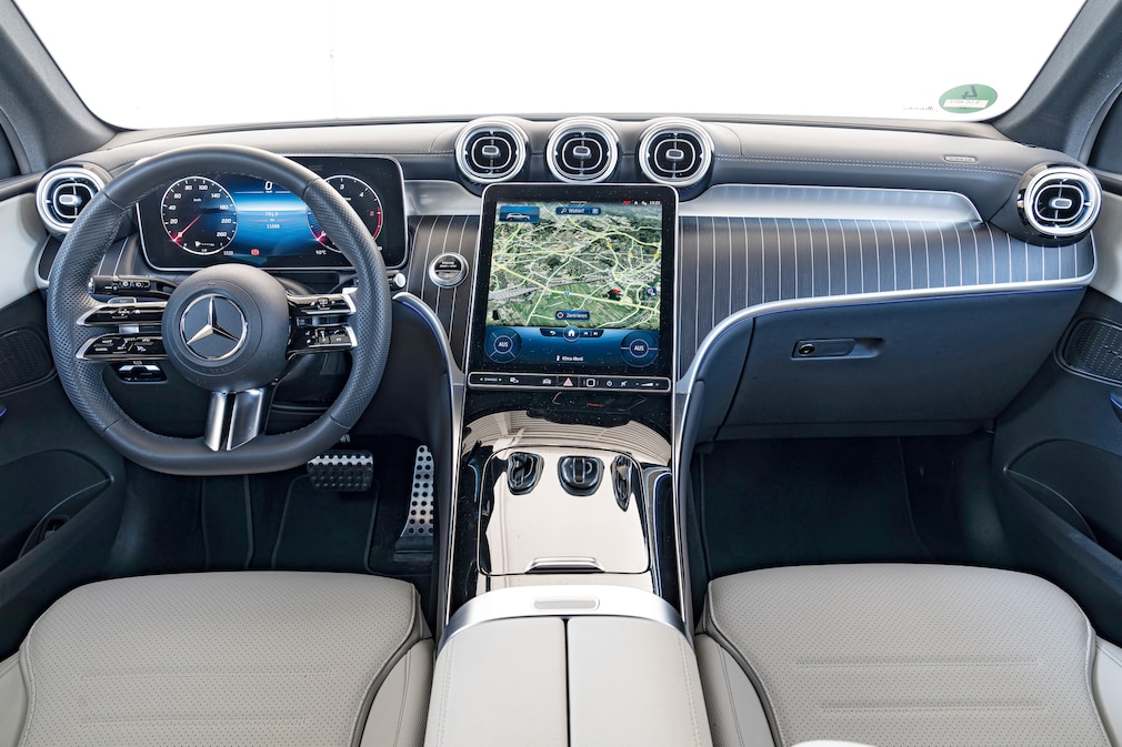 Mazda CX-60 vs. Mercedes GLC: Diesel-SUV im Test - AUTO BILD