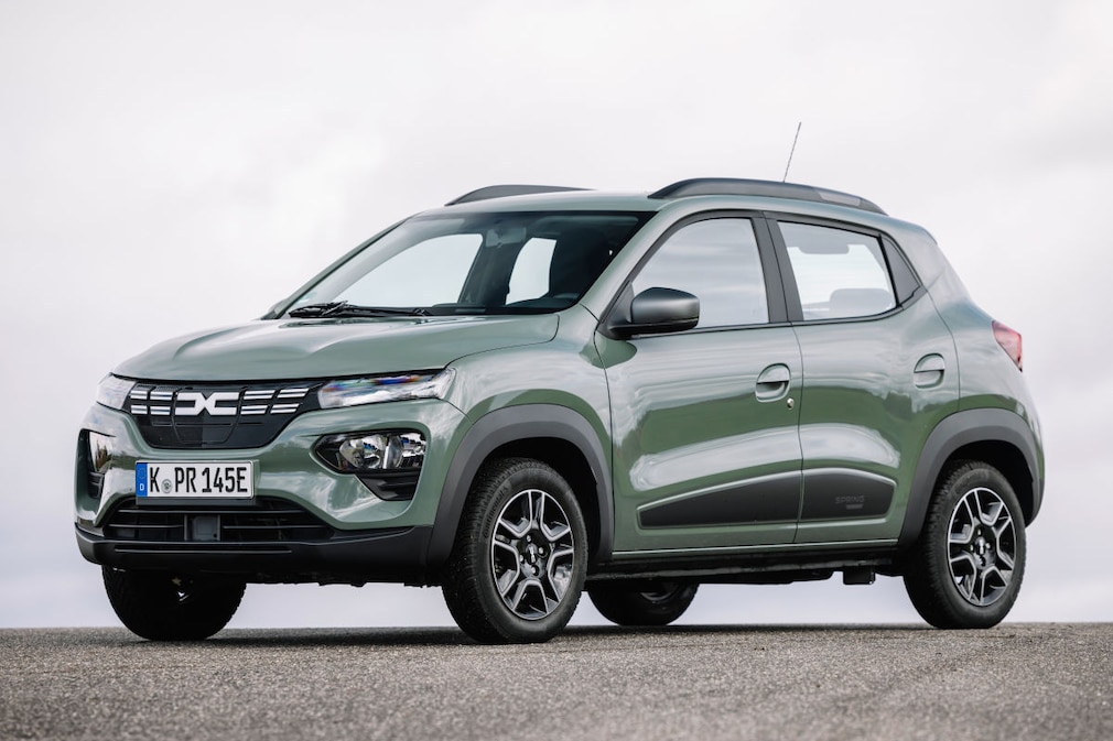 Dacia Spring, Mitsubishi Space Star: Elektroauto gegen Benziner - AUTO BILD