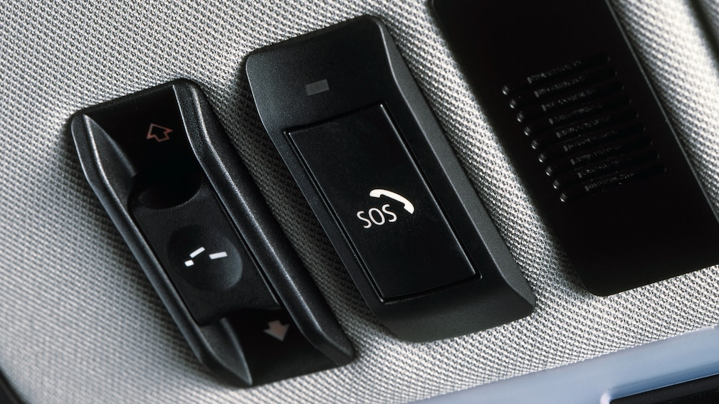 eCall: So funktioniert das Notrufsystem im Auto - AUTO BILD