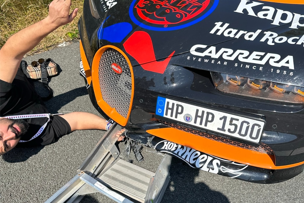 Bugatti Chiron: Teurer Crash mit Leiter beim Gumball 3000 - AUTO BILD