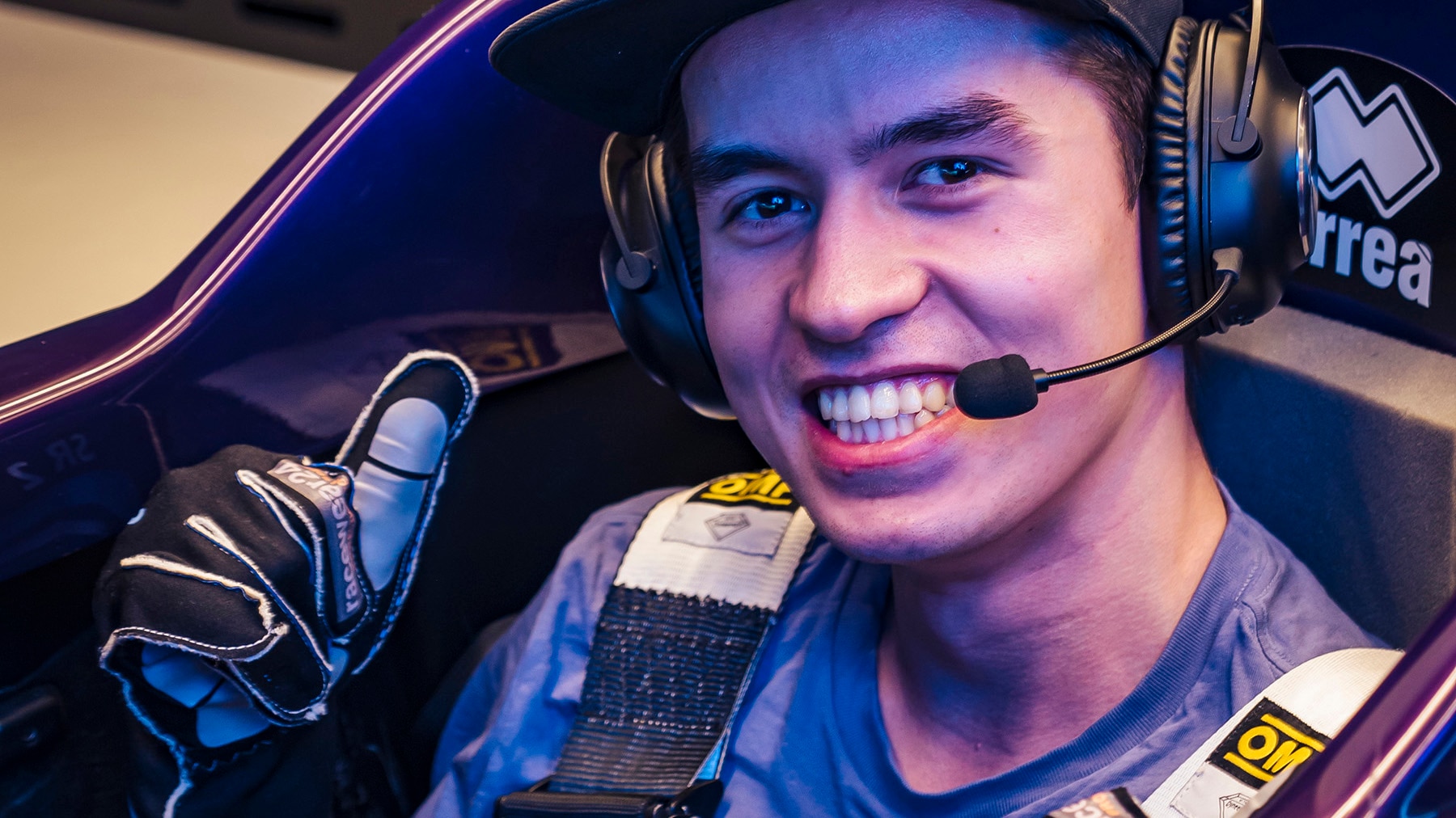 Racing Unleashed: Großer Erfolg für deutschen Simracer - AUTO BILD