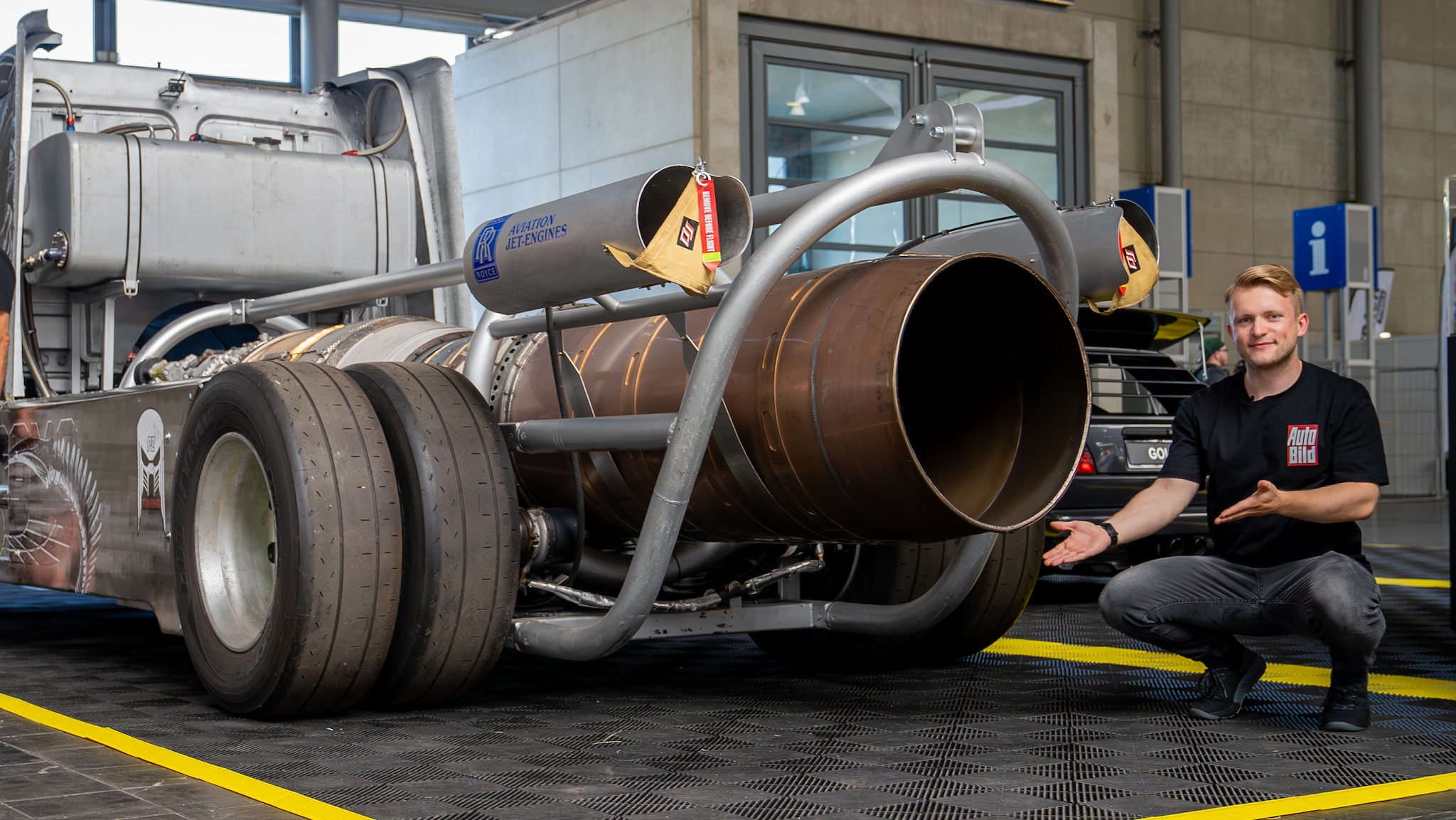 Lkw mit dem Triebwerk eines Abfangjägers und 64.000 PS - AUTO BILD