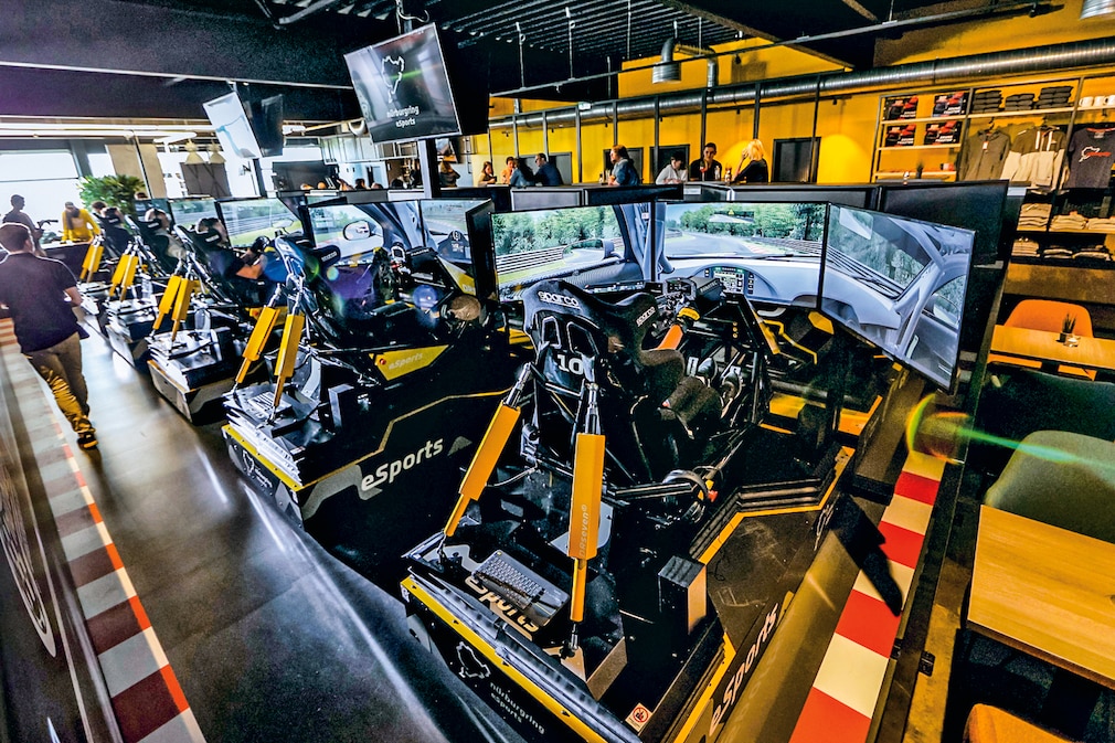 Rennfahren für Jedermann am Nürburgring - AUTO BILD