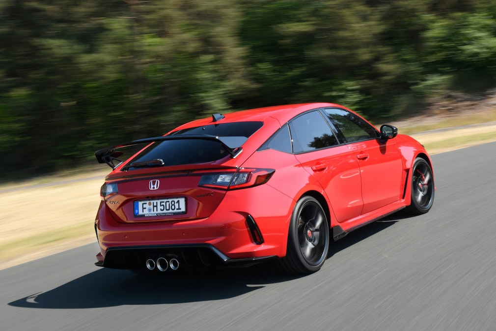 Civic Type R vs. Golf R Perfomrance: Kompaktsportler im Test - AUTO BILD