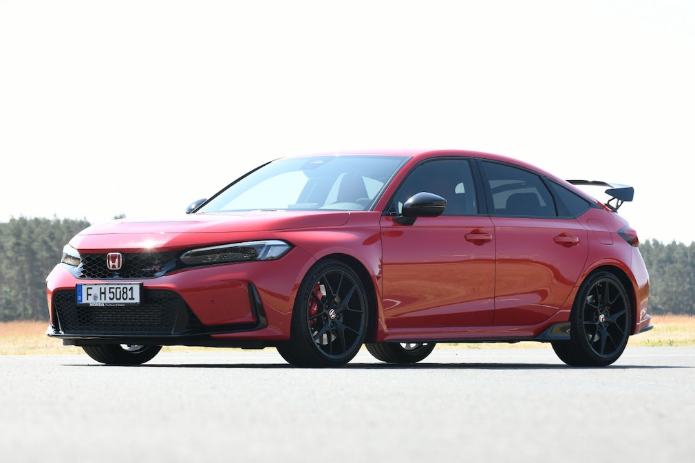 Civic Type R vs. Golf R Perfomrance: Kompaktsportler im Test - AUTO BILD