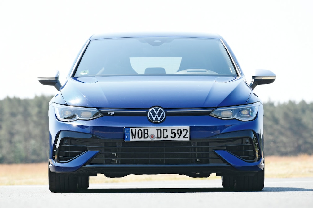 Civic Type R vs. Golf R Perfomrance: Kompaktsportler im Test - AUTO BILD