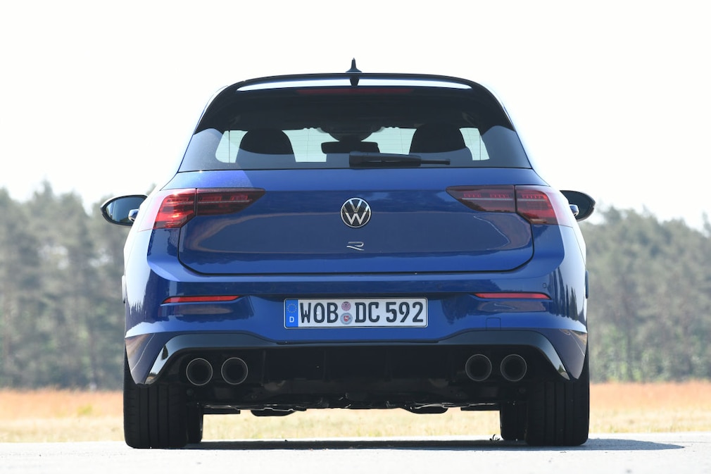 Civic Type R vs. Golf R Perfomrance: Kompaktsportler im Test - AUTO BILD