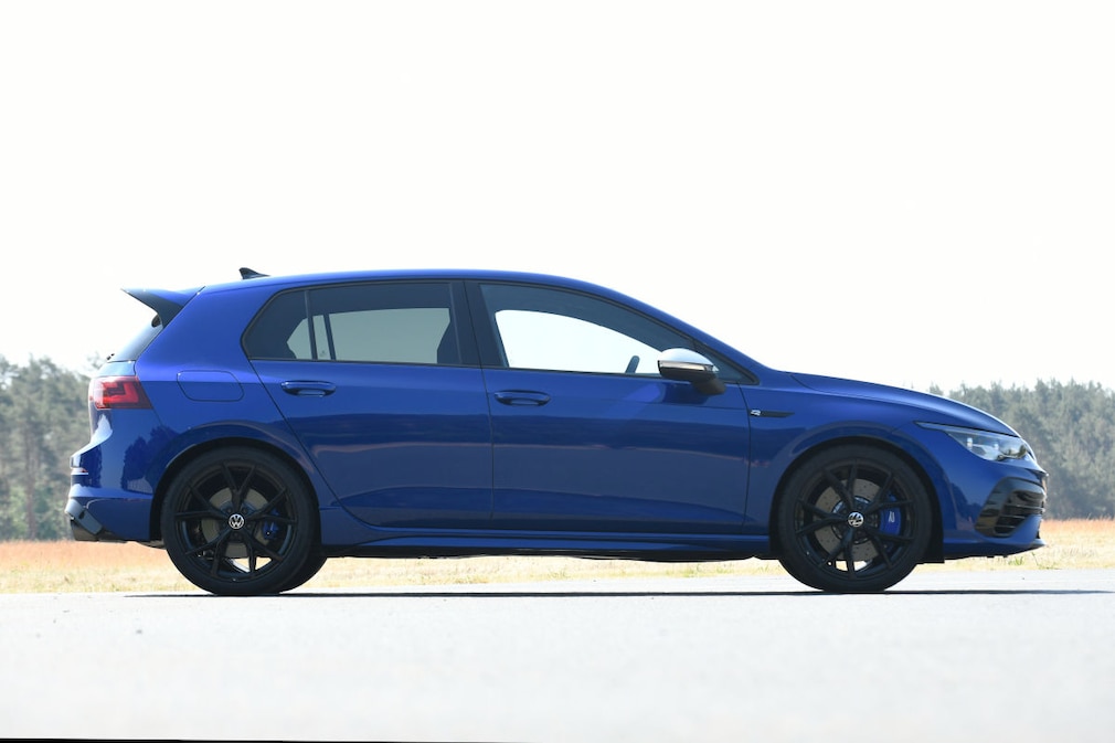 Civic Type R vs. Golf R Perfomrance: Kompaktsportler im Test - AUTO BILD