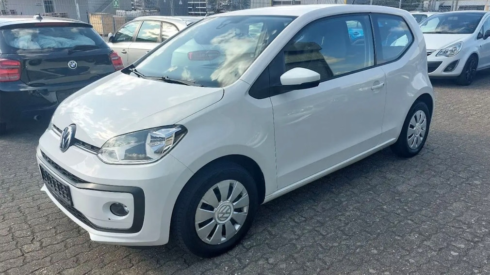 Top-Ausstattung: VW´s Kleinster gebraucht zu verkaufen - AUTO BILD