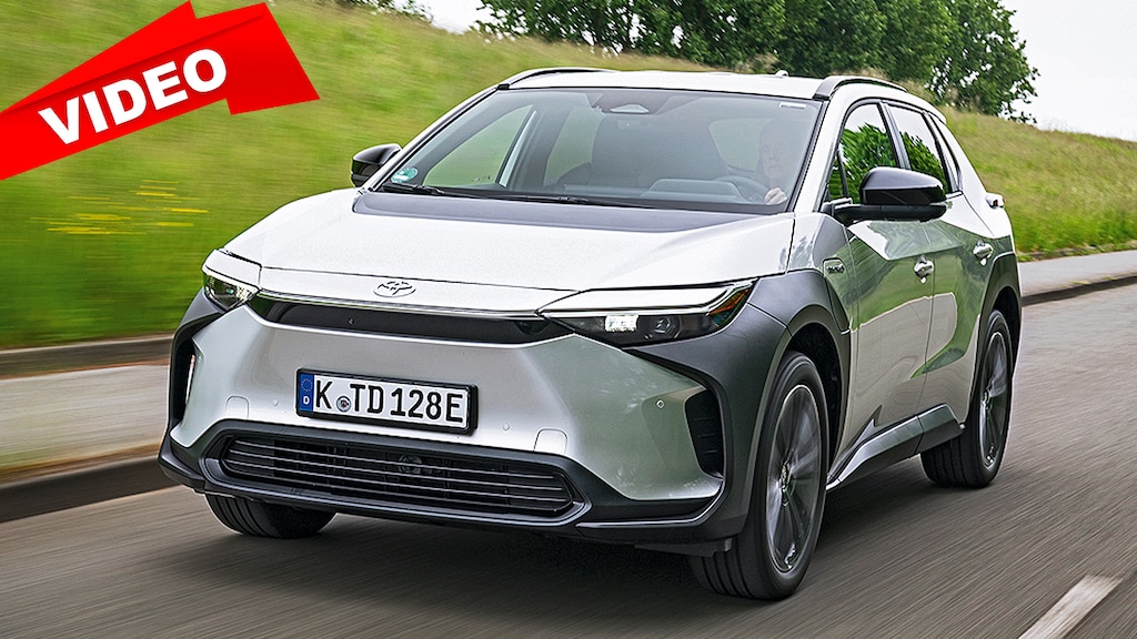 Toyota bZ4X: elektrisches Kompakt-SUV mit Frontantrieb im Test - AUTO BILD