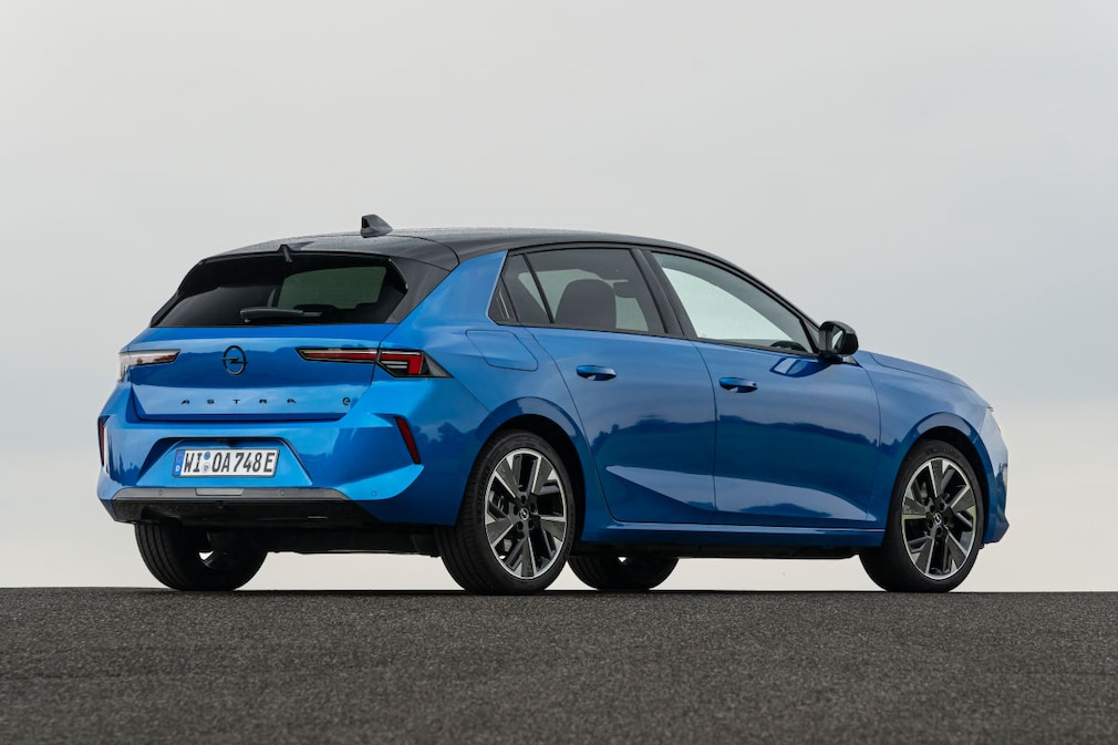 Opel Astra Electric: der kompakte Stromer im ersten Test - AUTO BILD