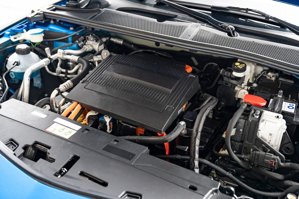 Opel Astra Electric: der kompakte Stromer im ersten Test - AUTO BILD