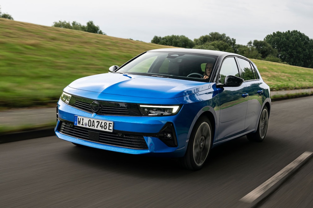 Opel Astra Electric: der kompakte Stromer im ersten Test - AUTO BILD