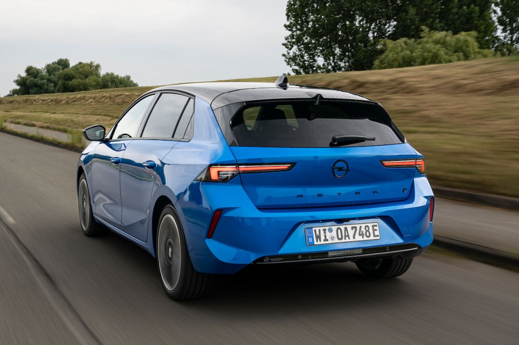 Opel Astra Electric: der kompakte Stromer im ersten Test - AUTO BILD