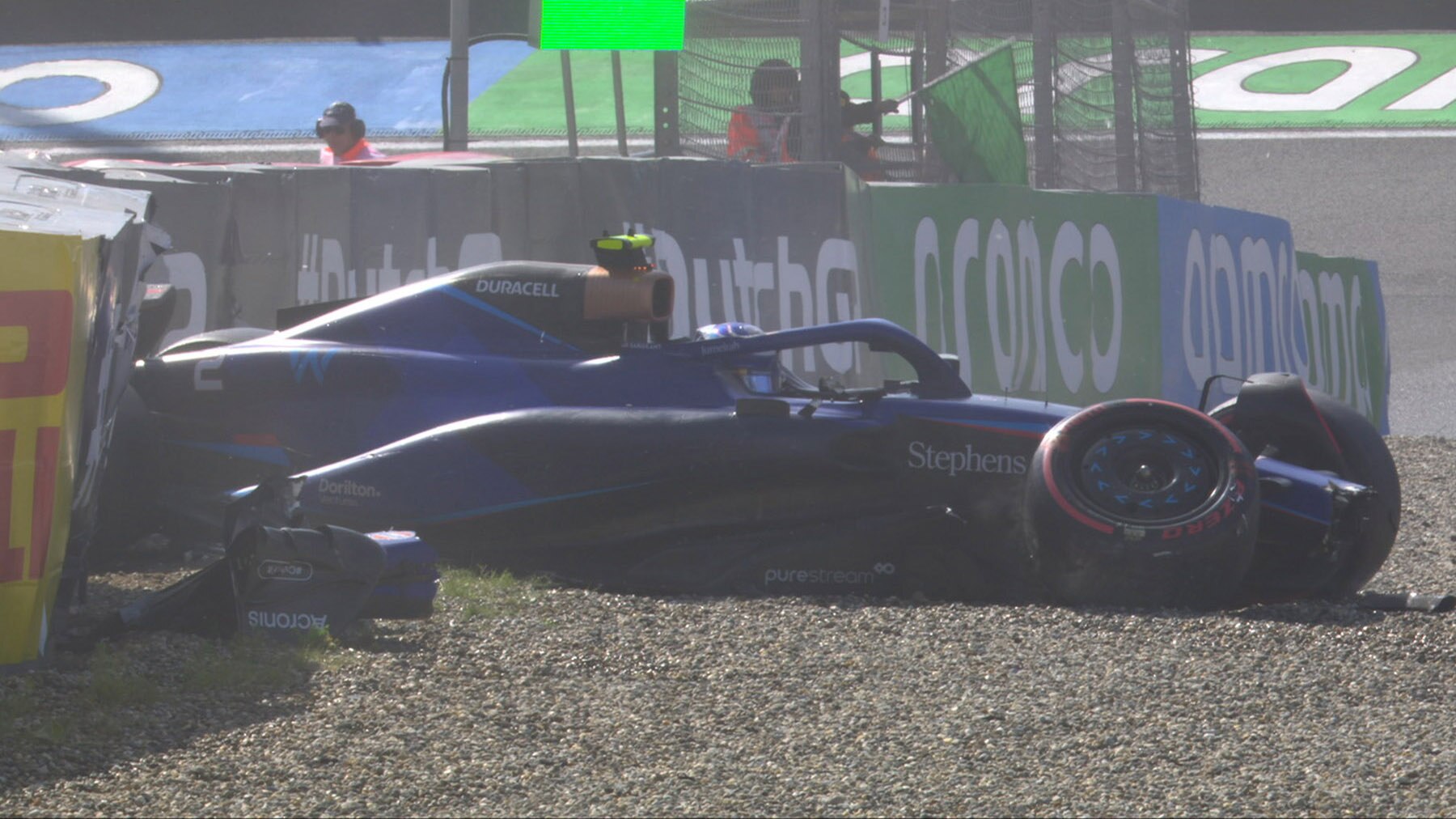 Formel 1: Williams-Pilot crasht im Qualifying - AUTO BILD