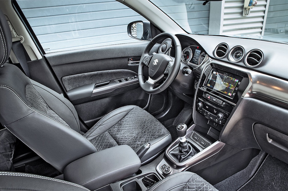 Suzuki Vitara: das Japan-SUV mit Allrad im harten Geländetest - AUTO BILD