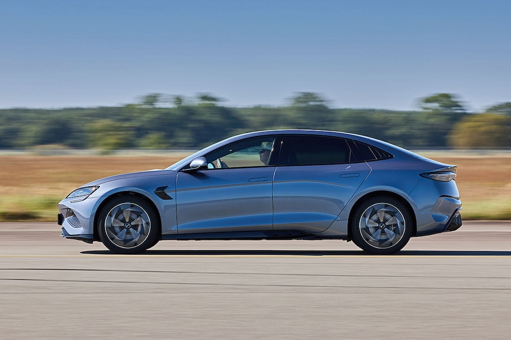 BYD Seal: elektrische China-Limousine im ersten Test - AUTO BILD