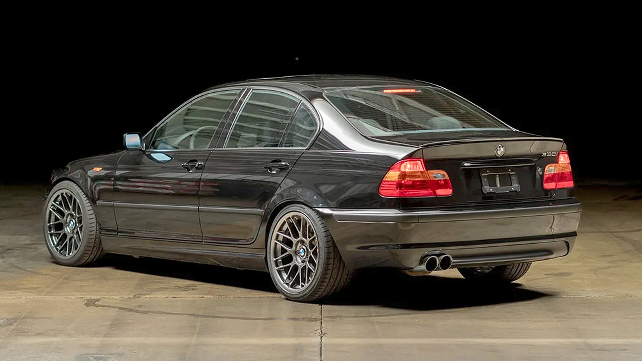 BMW 330i mit Corvette-Motor zu verkaufen - AUTO BILD