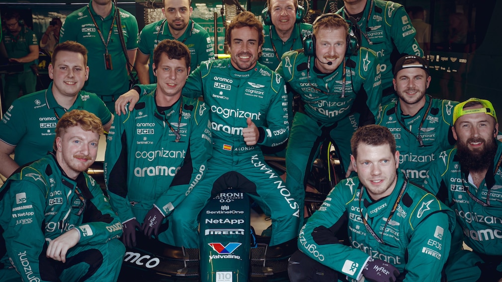 Formel 1: Alonso im Aston Martin WM-Vierter - AUTO BILD