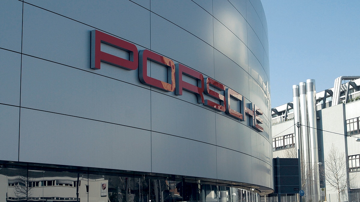 Bis zu 100 Prozent: So viel Weihnachtsgeld zahlen Porsche und Co - AUTO ...