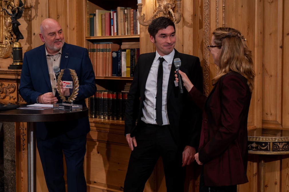 Motorsport Awards 2023: Goldener Schuh für Rennfahrerin Ellen Lohr ...