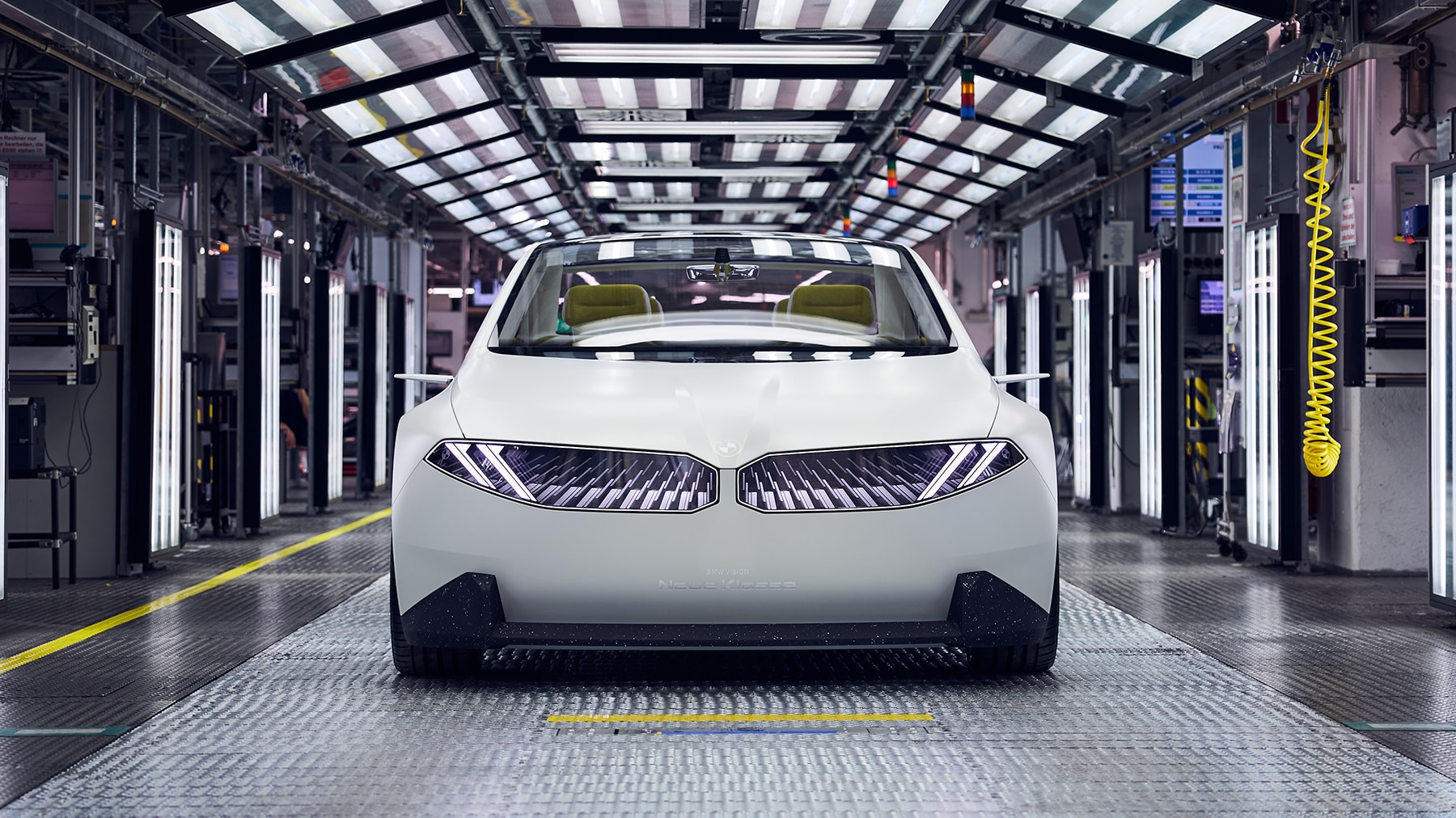 BMW stellt Produktion in München auf E-Autos um - AUTO BILD