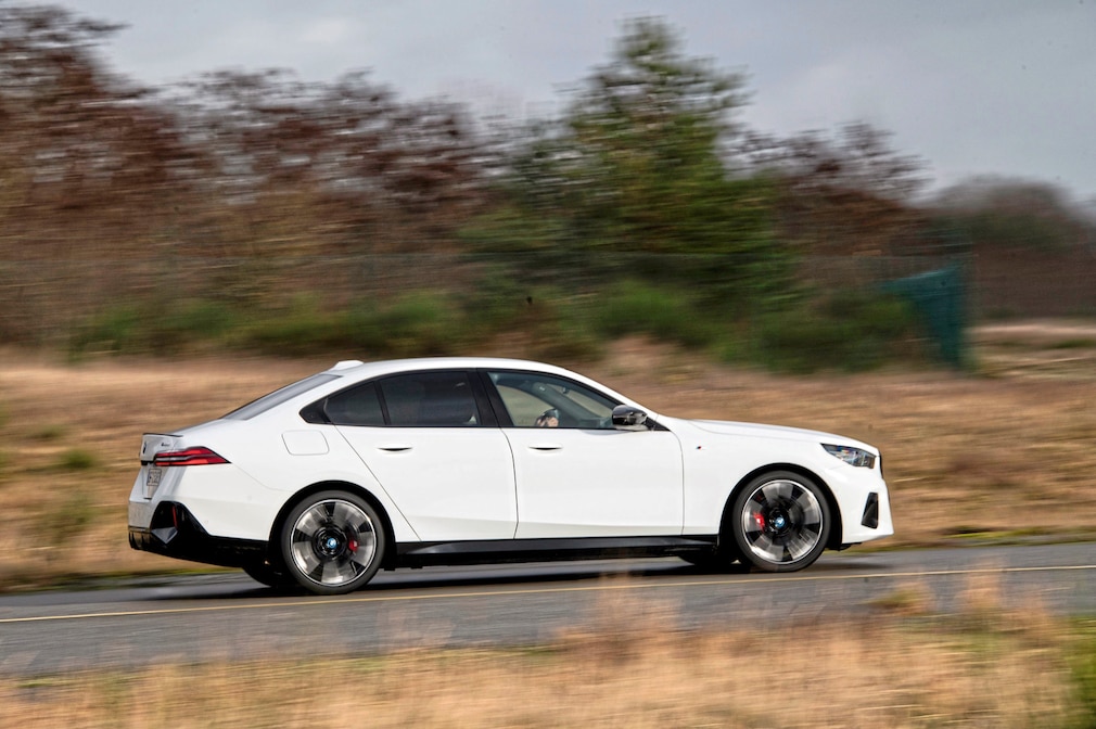 BMW i5 M60 xDrive vs. Mercedes-AMG EQE 53 4Matic+ und Nio ET7 - AUTO BILD