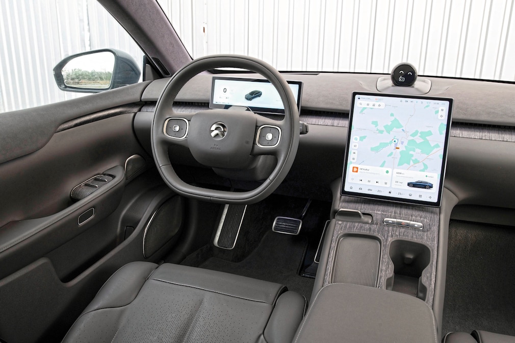 BMW i5 M60 xDrive vs. Mercedes-AMG EQE 53 4Matic+ und Nio ET7 - AUTO BILD