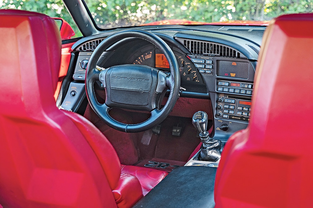 Corvette: C8 Z06 und C4 ZR-1 im V8-Vergleich - AUTO BILD