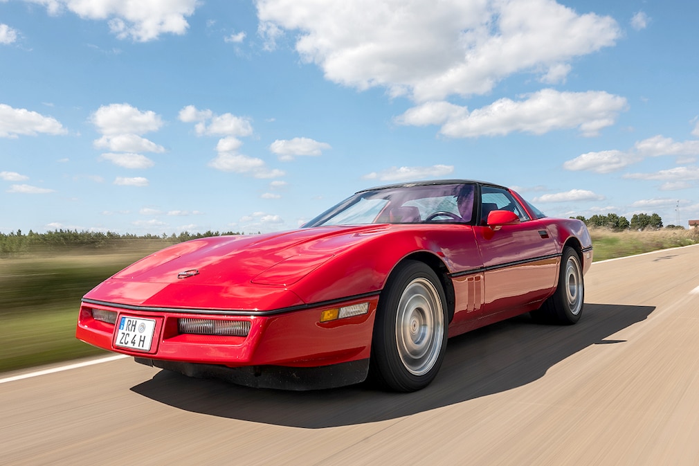 Corvette: C8 Z06 und C4 ZR-1 im V8-Vergleich - AUTO BILD