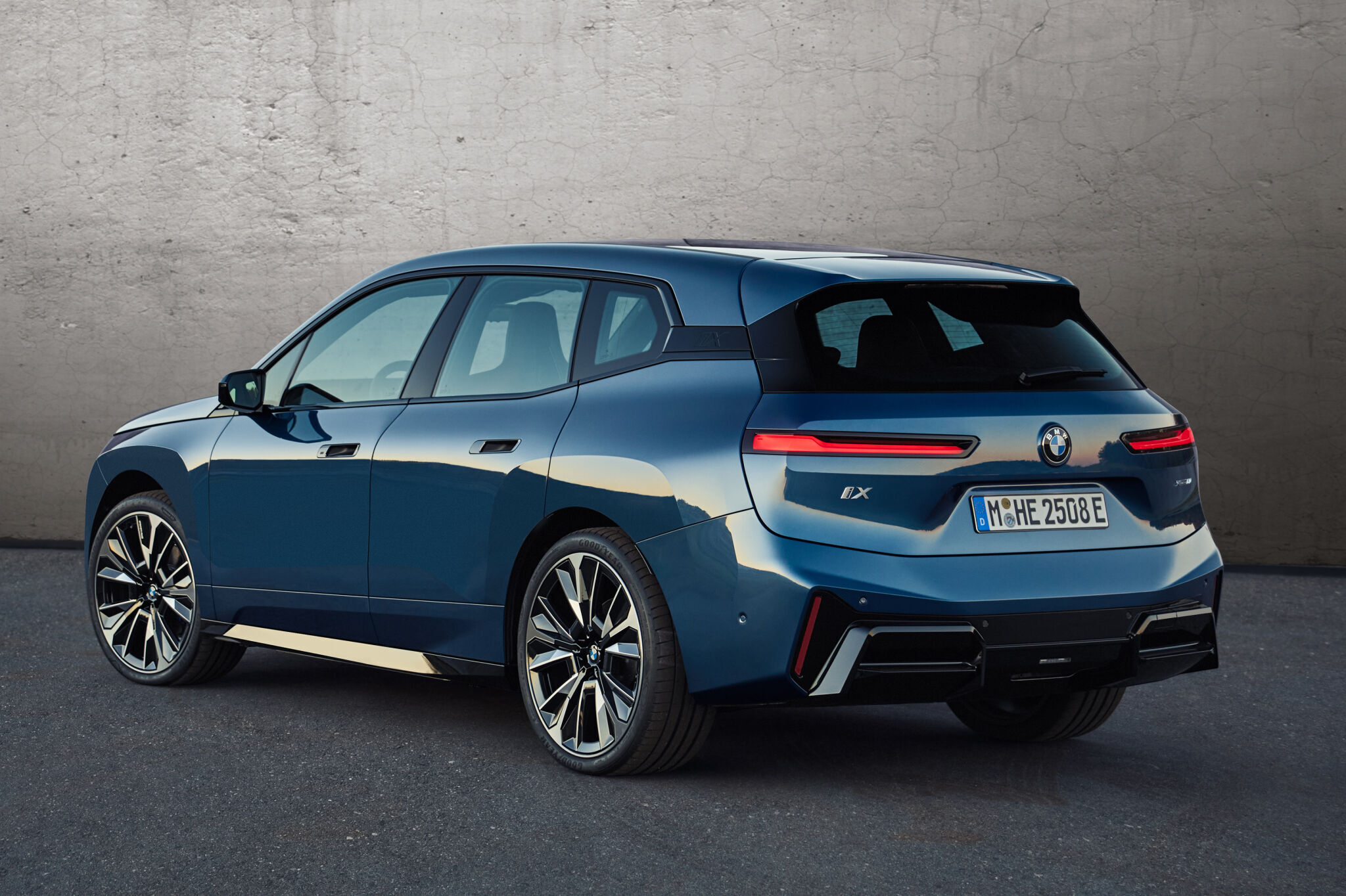 BMW iX 2025 alle Infos Preise und Tests AUTO BILD