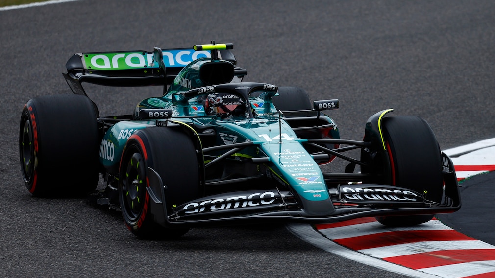 Formel 1: Alonso bleibt bei Aston Martin - AUTO BILD