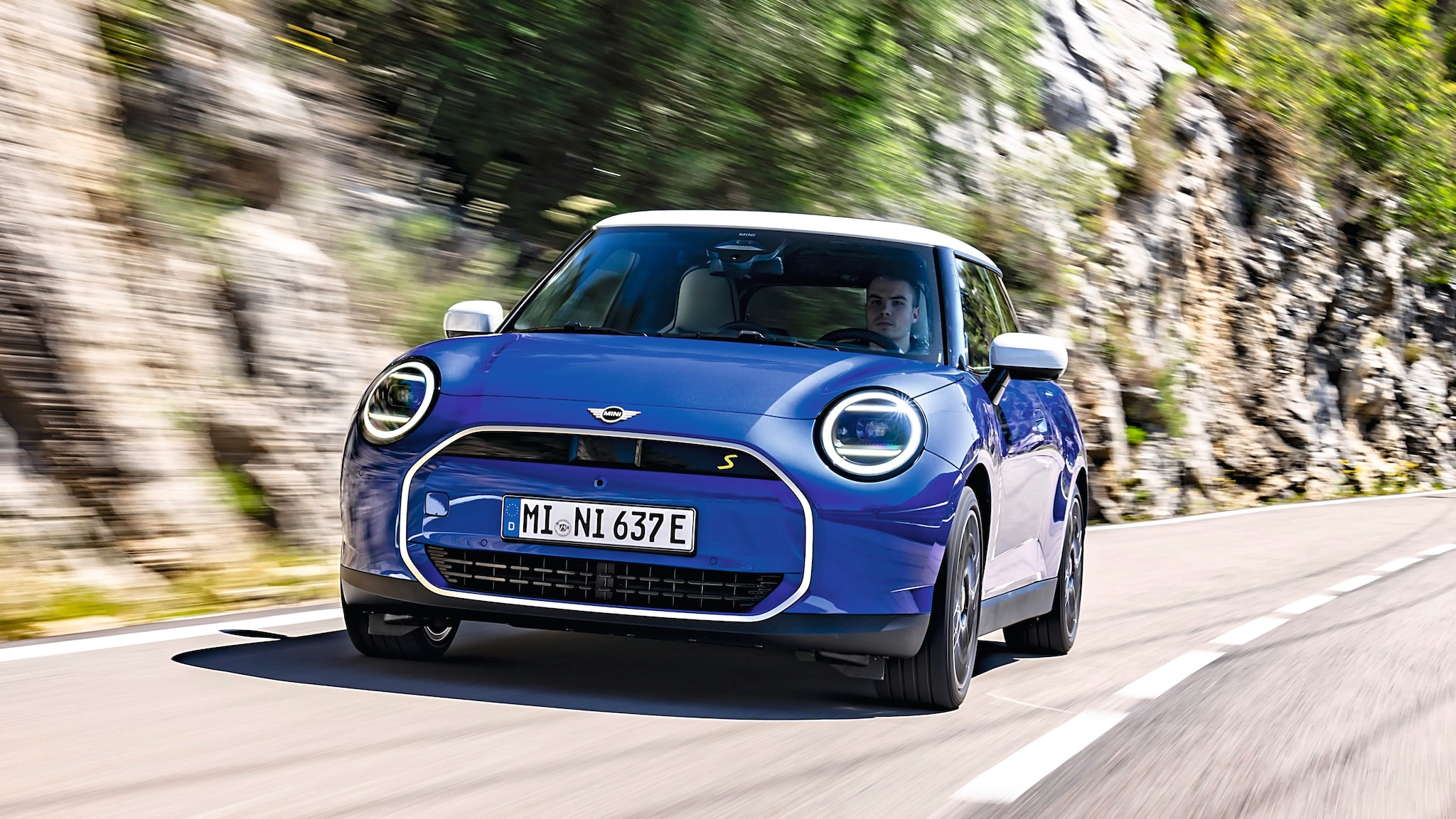 Mini Cooper Electric im Test: neuer Stil, mehr Reichweite - AUTO BILD