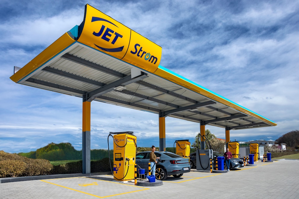Ladestrom an Tankstellen: JET baut Schnelllader - AUTO BILD