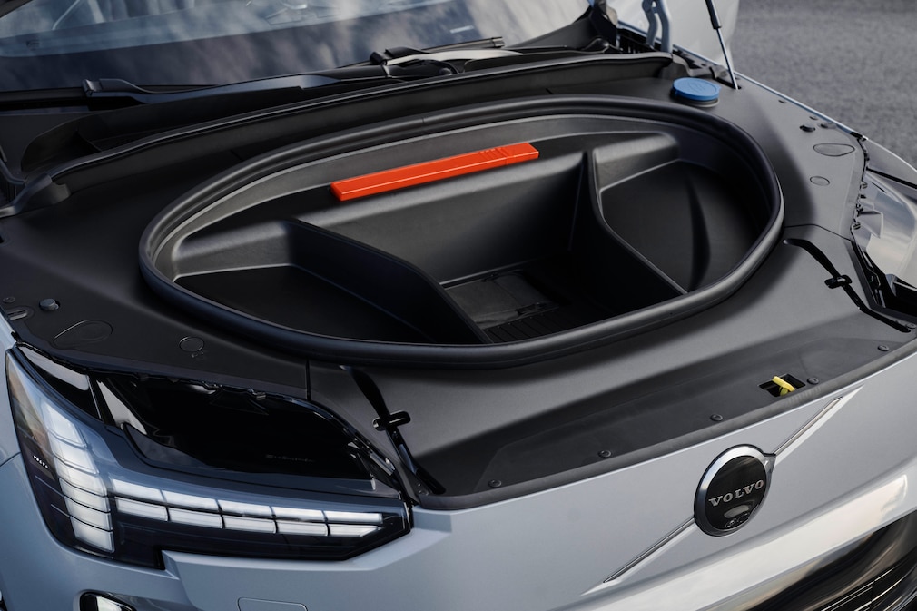 Volvo EX90: Erste Mitfahrt im SUV - AUTO BILD