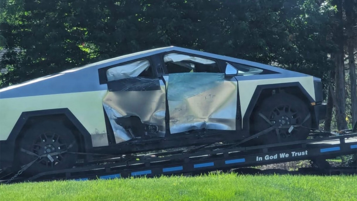 Heftiger "Crashtest" für den Tesla Cybertruck - AUTO BILD