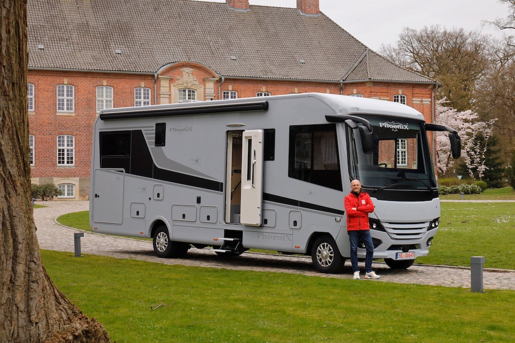 Phoenix Top-Liner 9000 BML: Luxus-Wohnmobil im Test - AUTO BILD