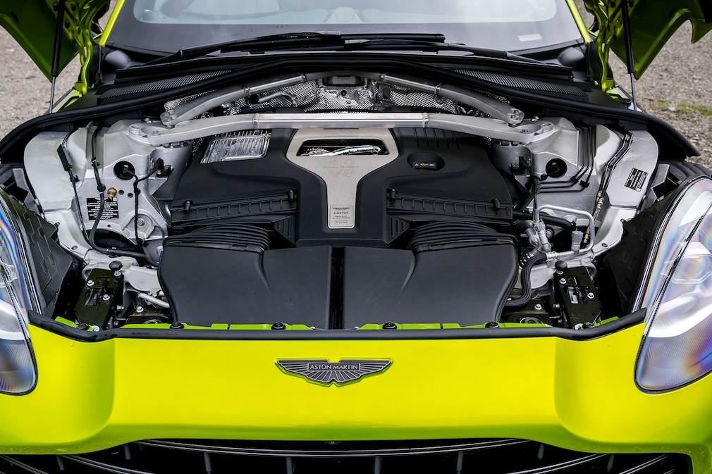 Aston Martin DBX 707: Facelift und modernes Multimedia-System - AUTO BILD