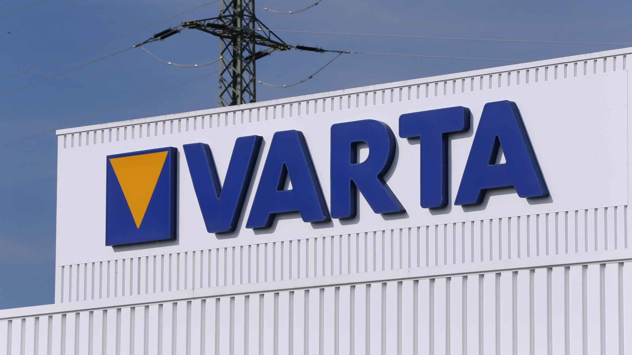 Varta verkauft E-Auto-Batterien-Sparte - Schlägt Porsche zu? - AUTO BILD