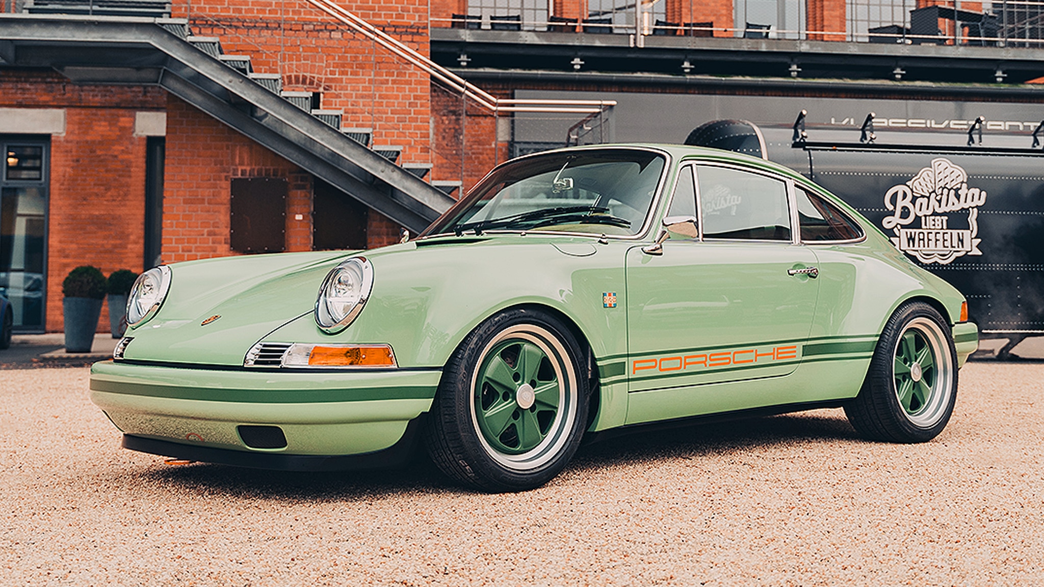 Porsche 911 Lab Eleven Backdate - AUTO BILD