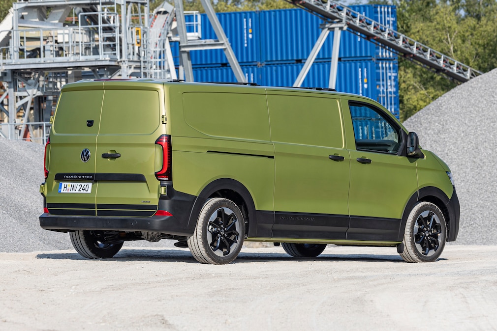 Neuer VW Transporter kommt erstmals auch elektrisch - AUTO BILD